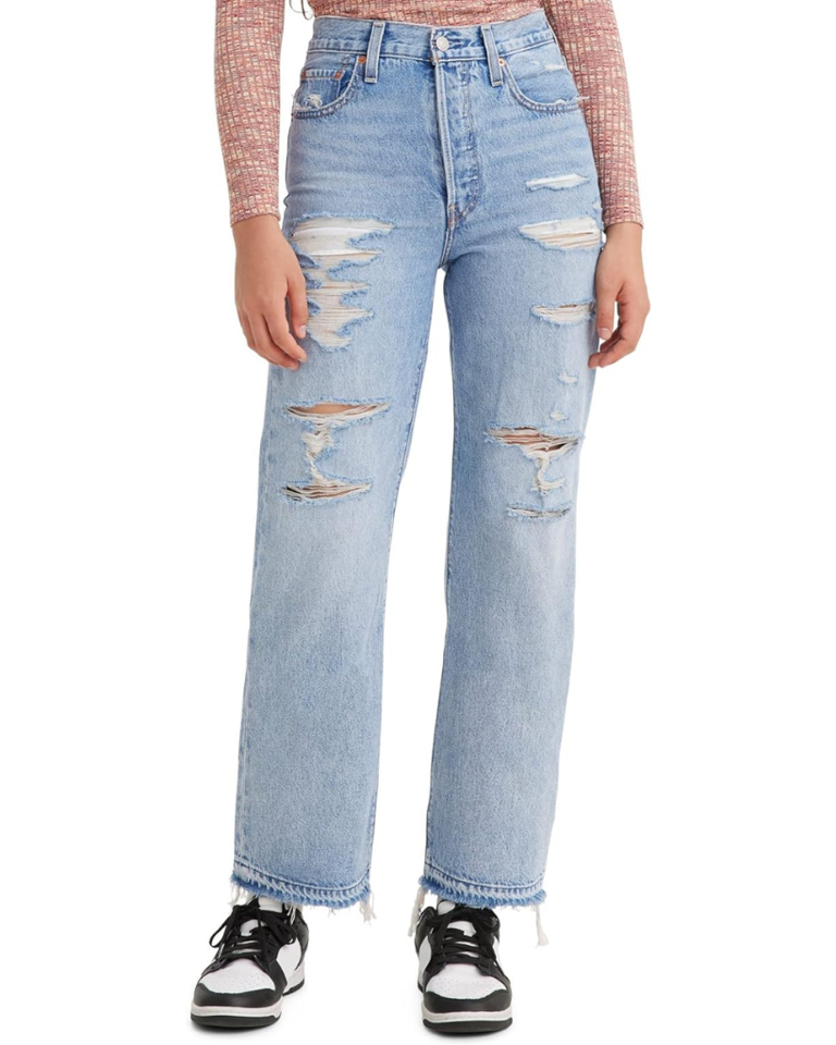 Rock These Distressed Jeans for Your Streetwear Outfits
