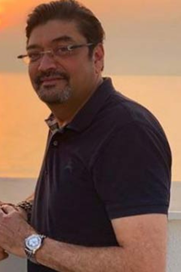 Played Young Amitabh in ‘Deewar’, Now a ₹200 Crore Tech Entrepreneur ...