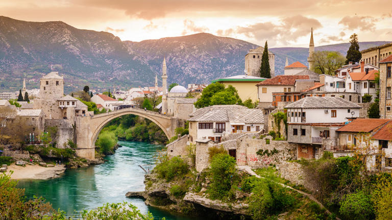 Europe's Enchanting Town In Bosnia And Herzegovina Boasts Cobbled ...