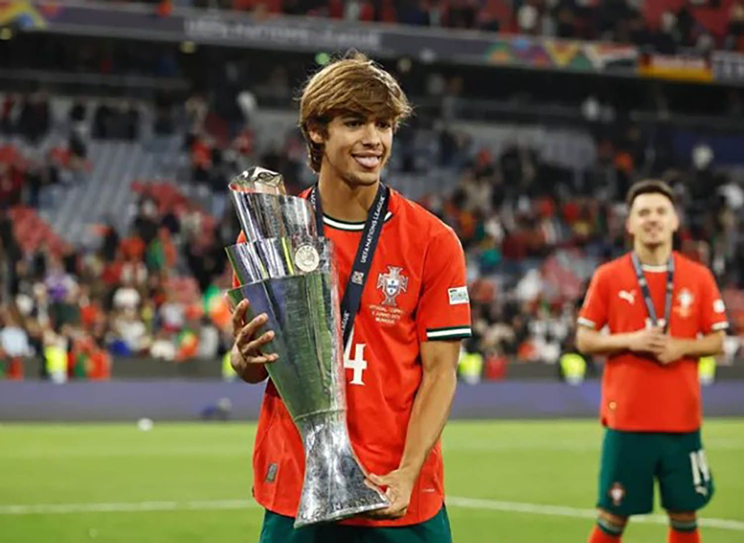 Diprediksi Jadi Ikon Era Baru Sepak Bola Portugal, Wonderkid Rodrigo ...