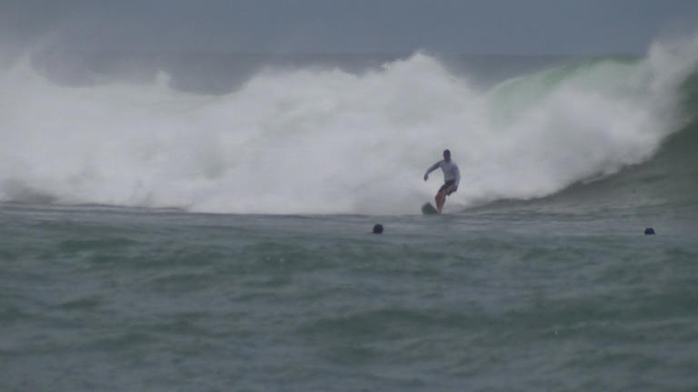 High surf warning issued for south shores of all islands
