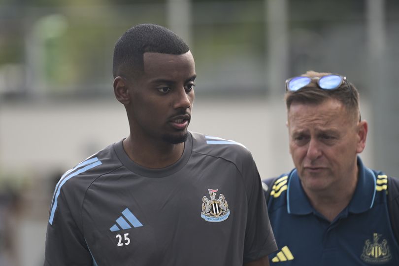 Liverpool midfielder announces Newcastle move amid Alexander Isak ...