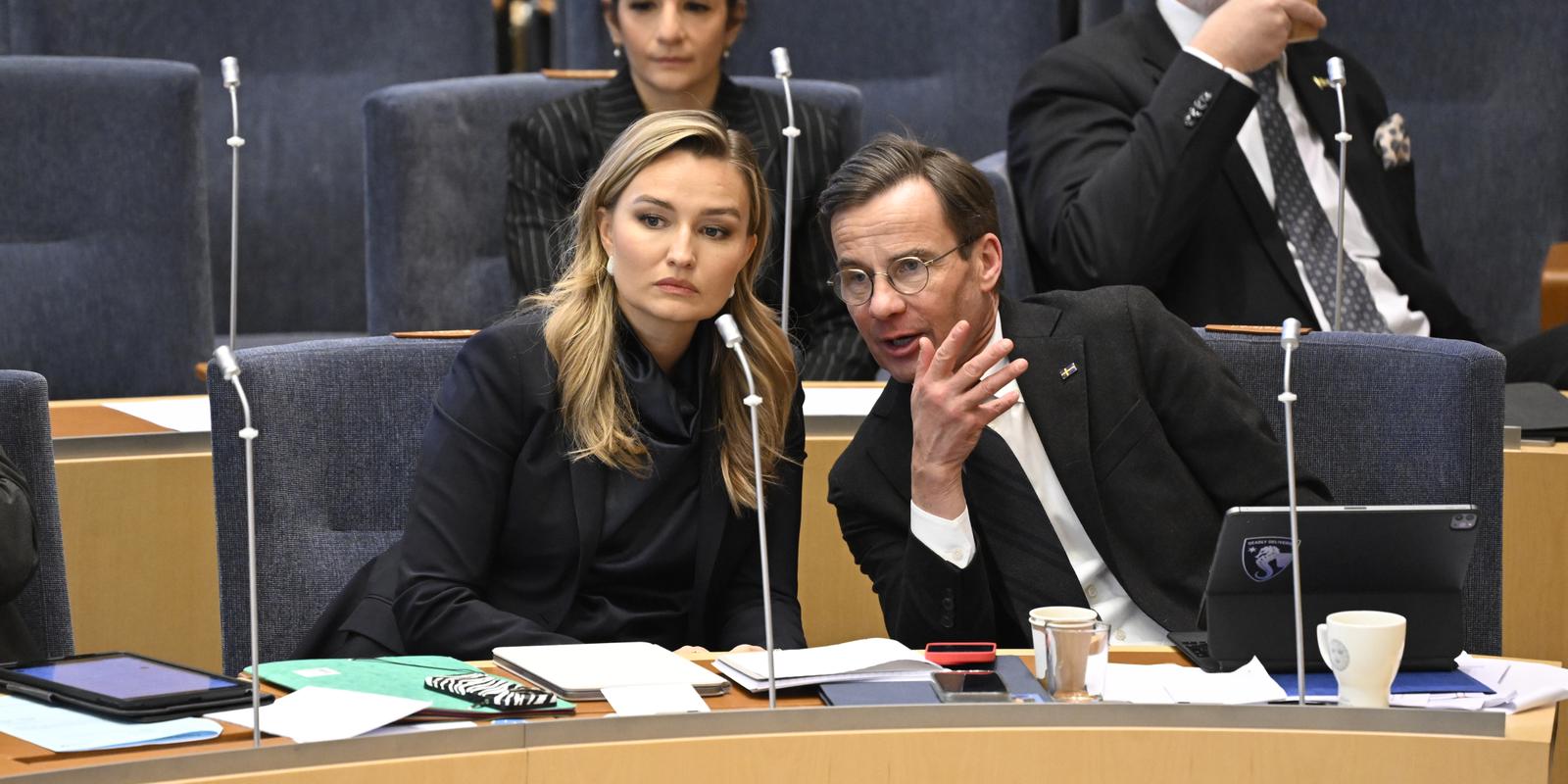 Podd: En spricka ovanligt högt upp i regeringen