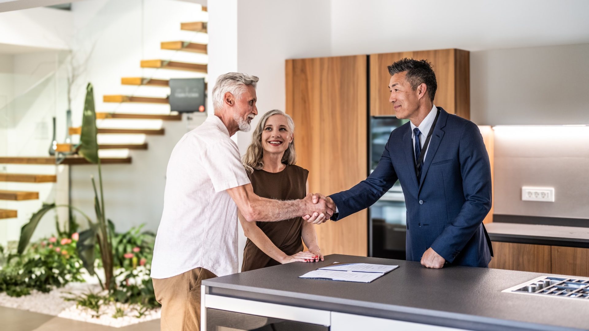 This simple homebuying step can save you over $1K a year