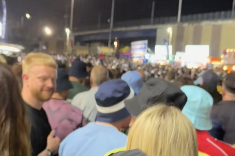 Edinburgh Oasis fans stuck in nightmare crowds as they try to leave stadium