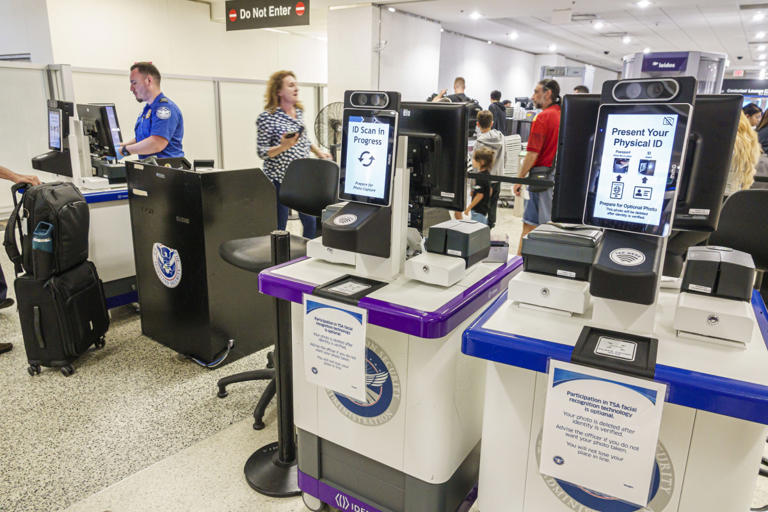TSA Set to Test Major Changes at 3 Prominent U.S. Airports