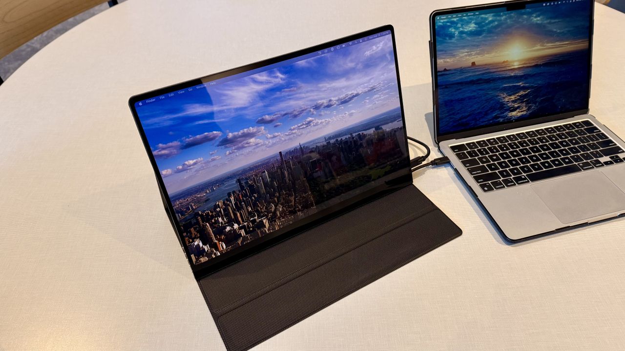 I reviewed this paper-thin portable monitor - and I still can't believe ...