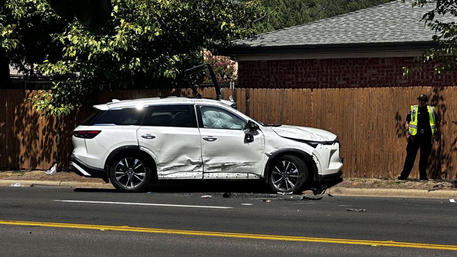 Lubbock crash leaves one seriously injured, two others hurt