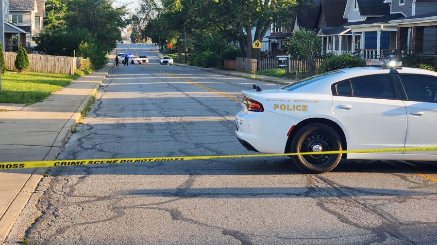 Police investigating fatal stabbing on near east side of Indianapolis