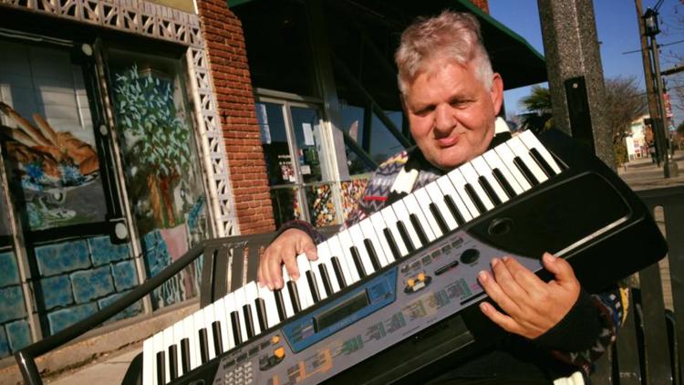 Rest in peace, Keyboard Bob: Deep Ellum fixture and true Dallas icon dies at 73
