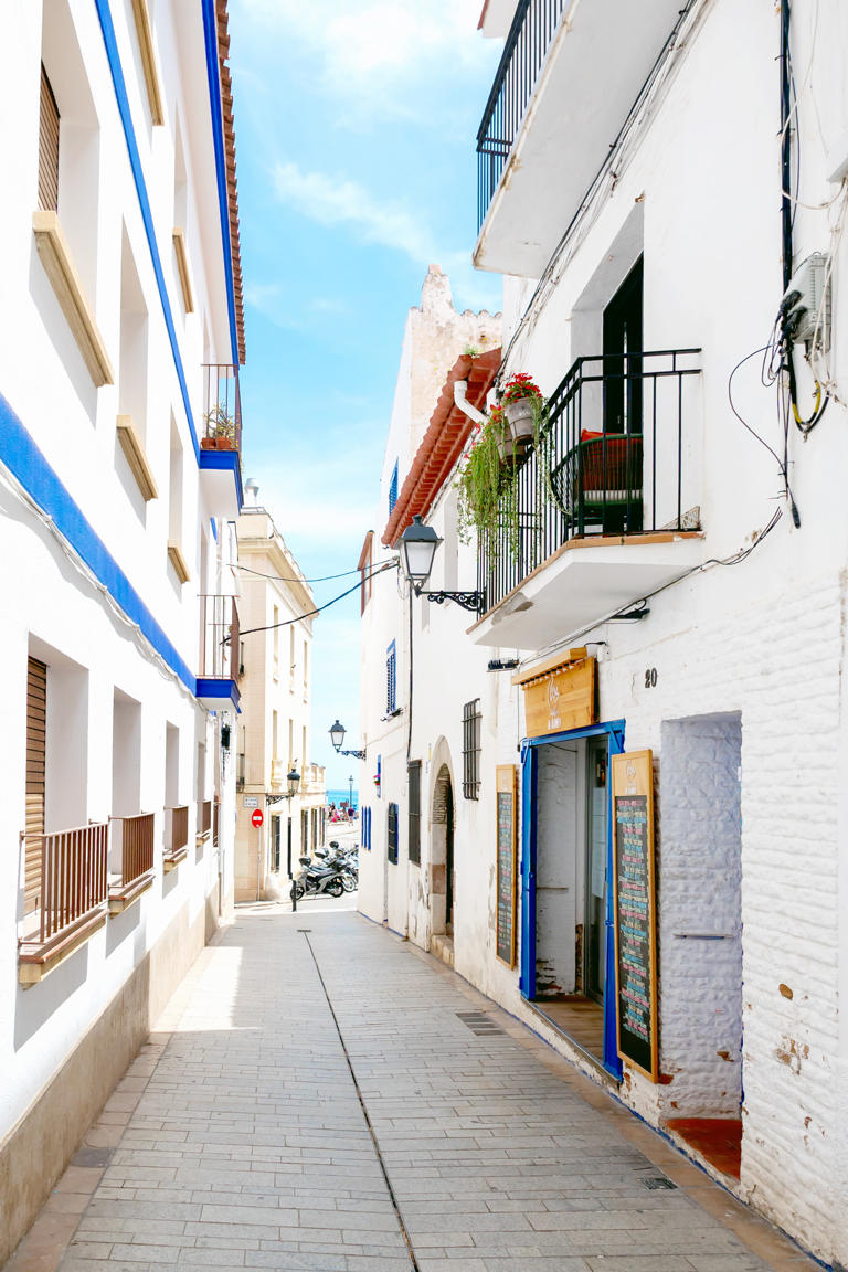 10 Fun & Easy Things To Do In Sitges, Spain