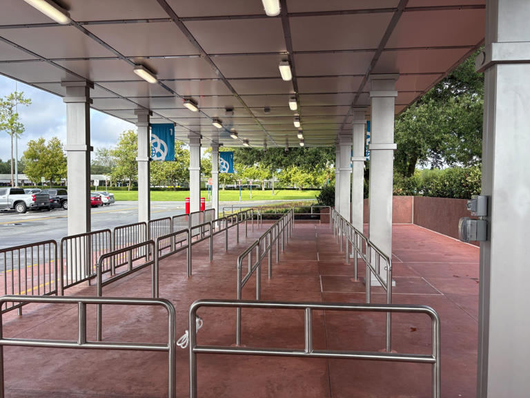 EPCOT Bus Stop Expansion Now Complete