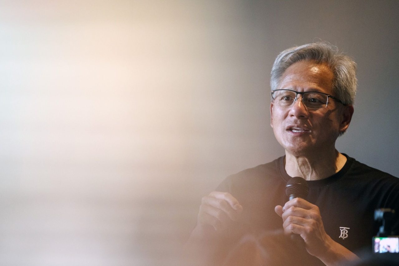 Nvidia, AMD to Give U.S. 15% Cut on AI Chip Sales to China