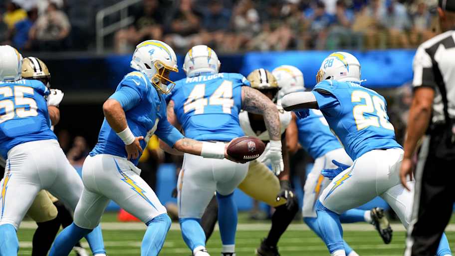 Chargers' Taylor Heinicke running out of time in Los Angeles