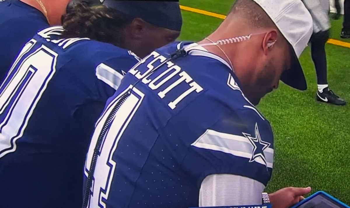 Cowboys Pounded By Rams As Three Problems Go Unsolved