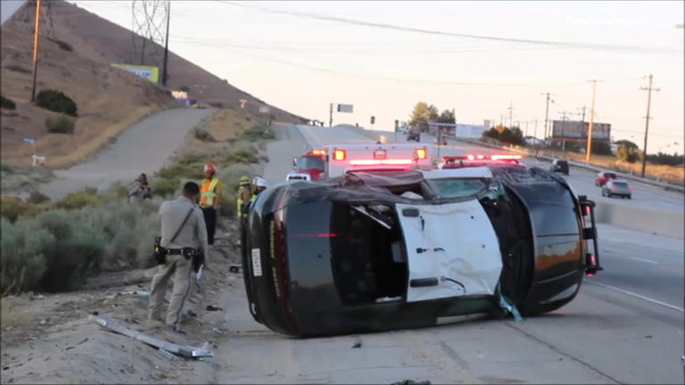Two CHP officers injured following rollover crash in Palmdale