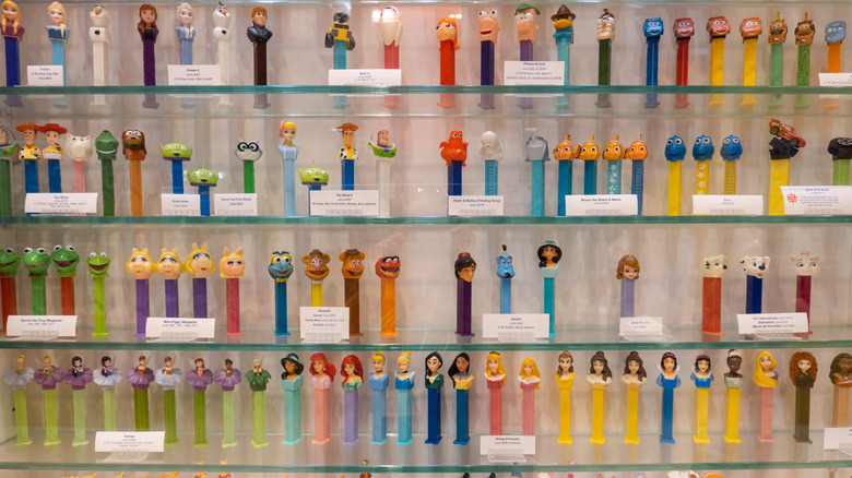 7 Vintage Pez Dispensers That Are Worth The Most Cash