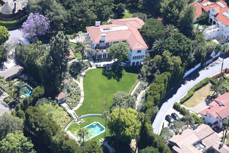 Angelina Jolie prepping sale of historic Cecil B. DeMille estate in LA: sources