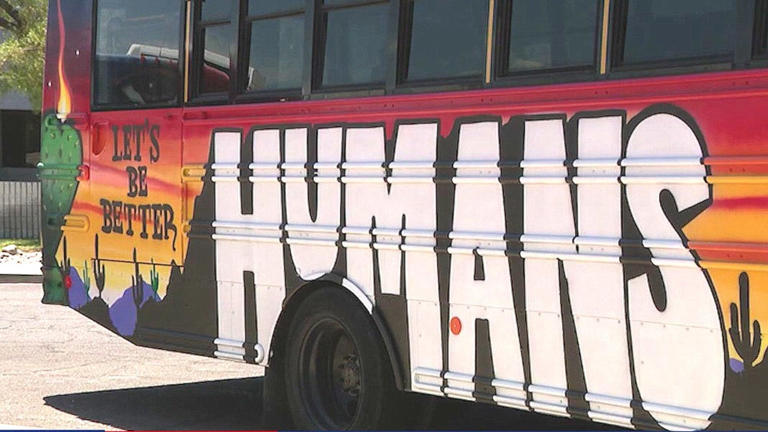 'Let's be better humans': Volunteers make a difference for Arizonans ...