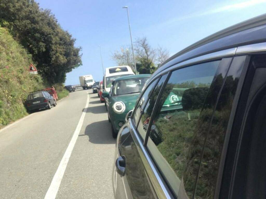 Esodo estivo, code in A10: ancora traffico intenso sulla rete stradale