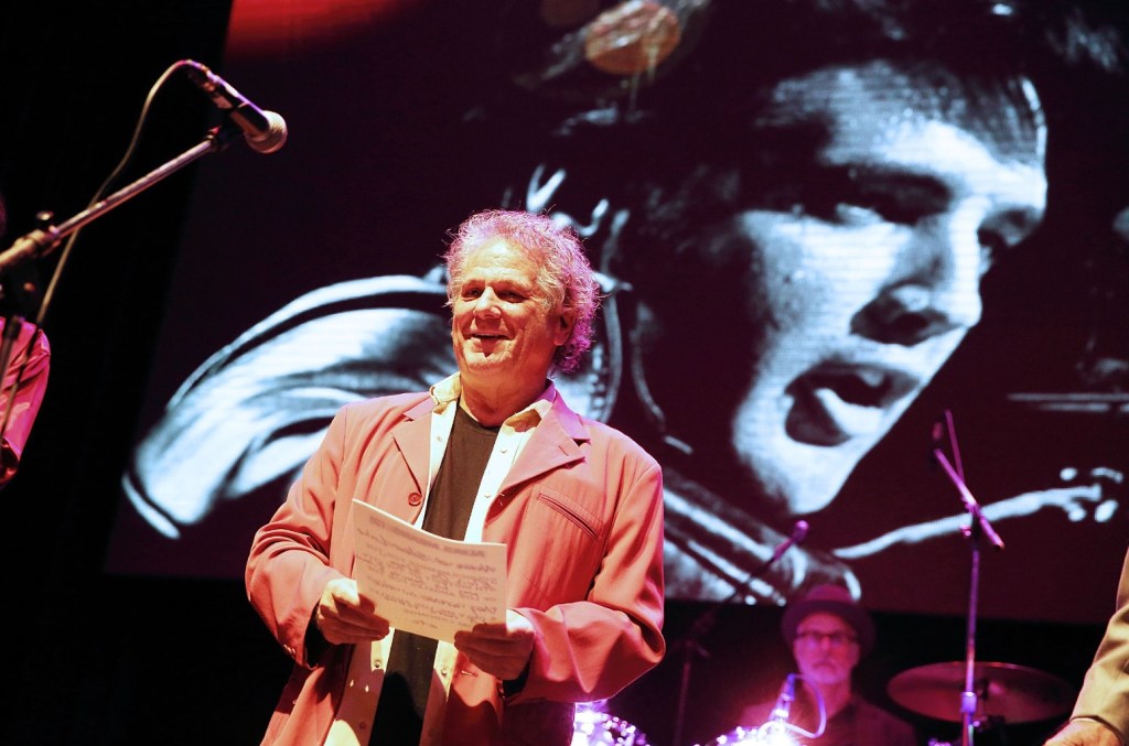 Art Fein, Cable TV Host & Author, Dies at 79: ‘The Ed Sullivan of ...