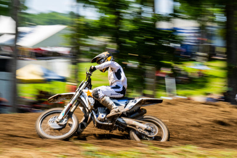 Hunter Lawrence Claims First 450MX Win in Wild Afternoon