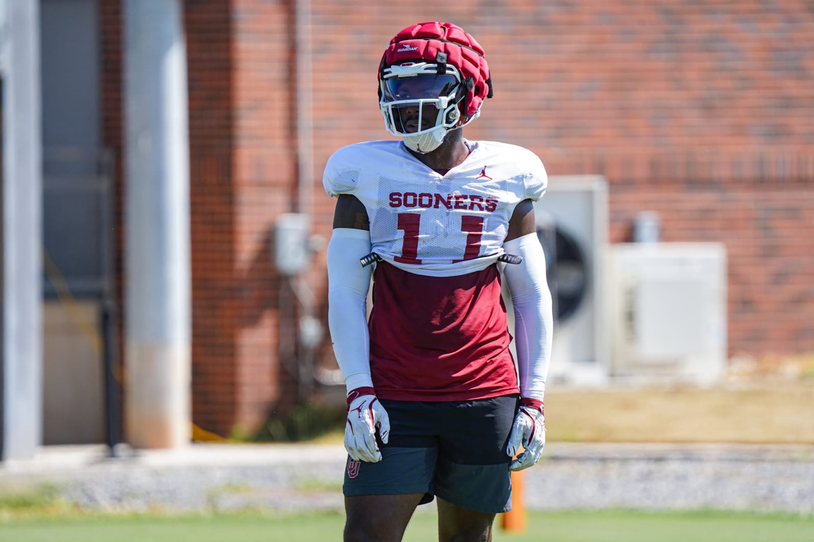 Venables feels ‘better’ about LB depth after first few days of fall camp