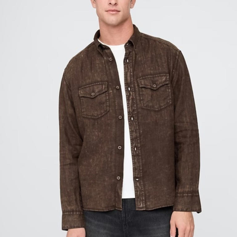 Gap's Mega Popular Linen Shirt Is Nearly 50% Off Right Now