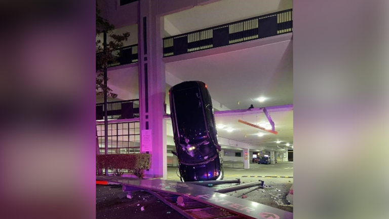 Suspected drunk driver arrested after crashing over side of Pleasant Hill parking garage