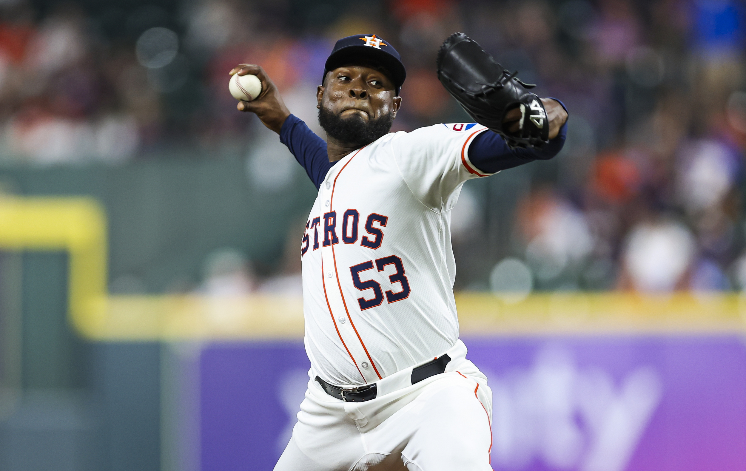 Astros get pitching help just in the nick of time