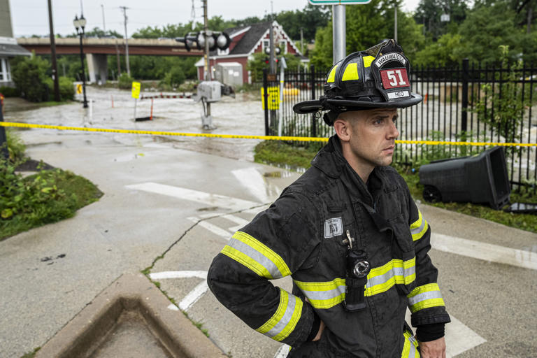 Photos: Historic flash floods hit Milwaukee as Midwest faces heavy ...