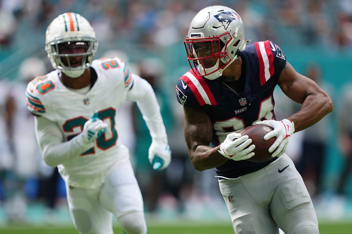Latest Patriots 53-Man Roster Projection Is Bad News For Two Wide Receivers