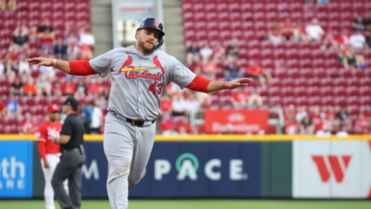 MLB: Cardinals Catcher Silences ESPN Interview with Cubs After Mighty ...