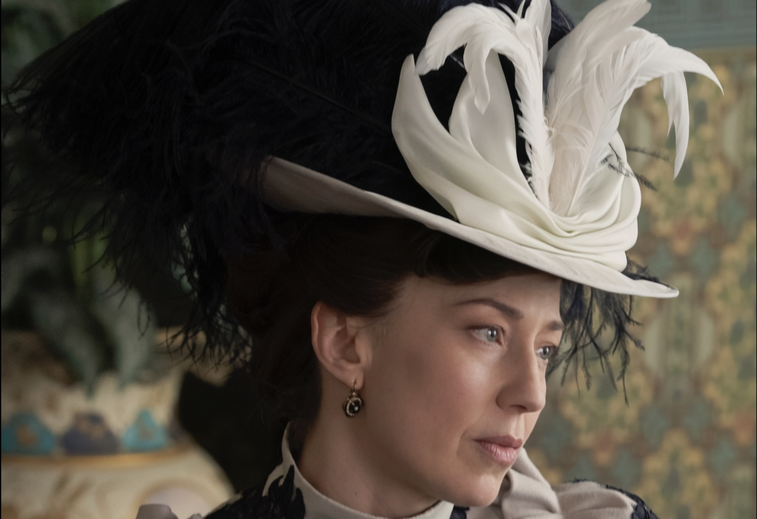‘Gilded Age' Season 3 Finale: Carrie Coon on the Future of George and ...