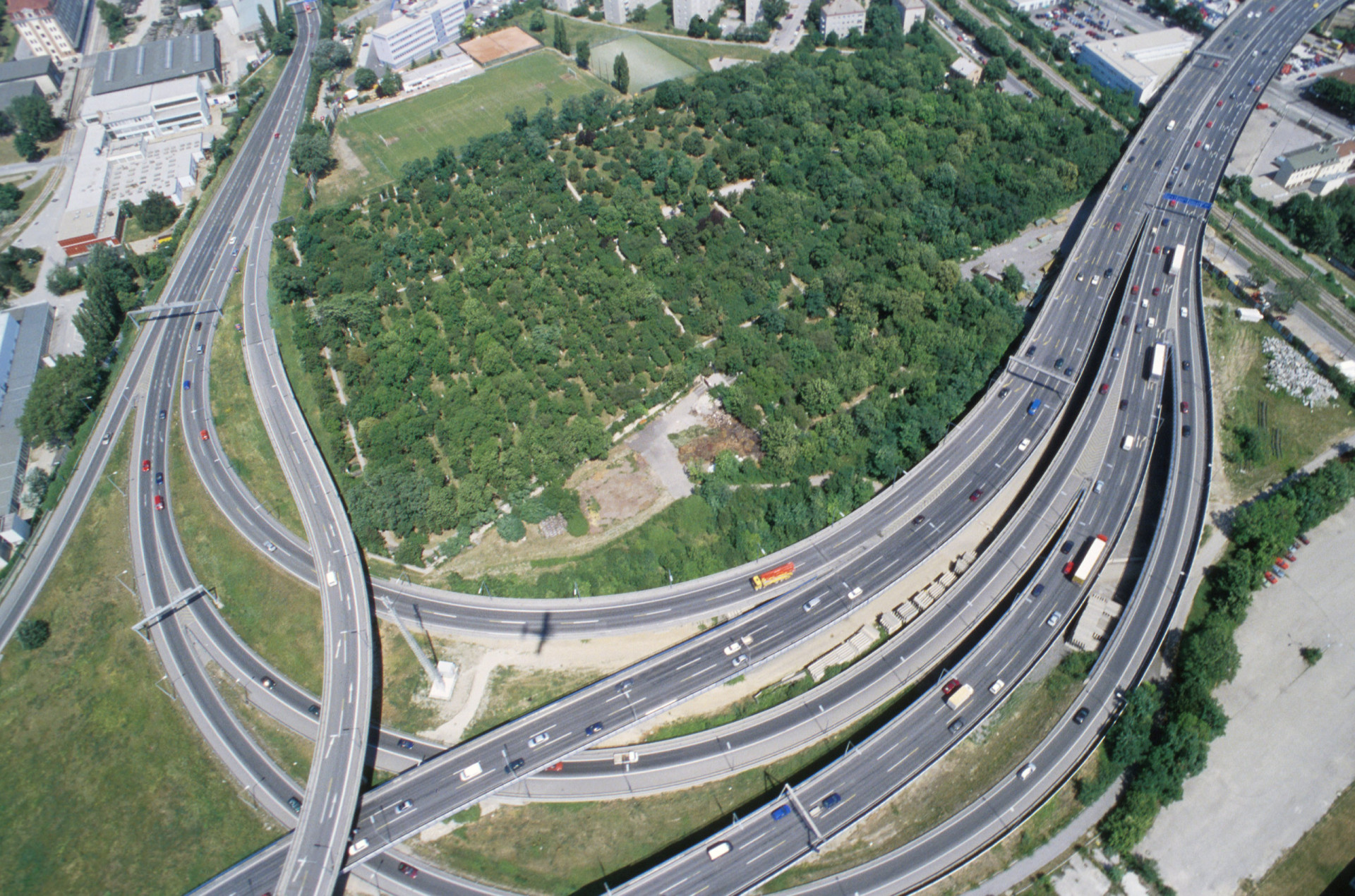 De gevaarlijkste (en veiligste) Europese landen om in te rijden