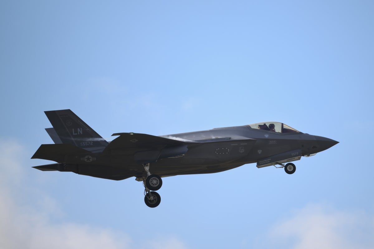 British F-35 stealth jet makes emergency landing in Japan after mid-air ...