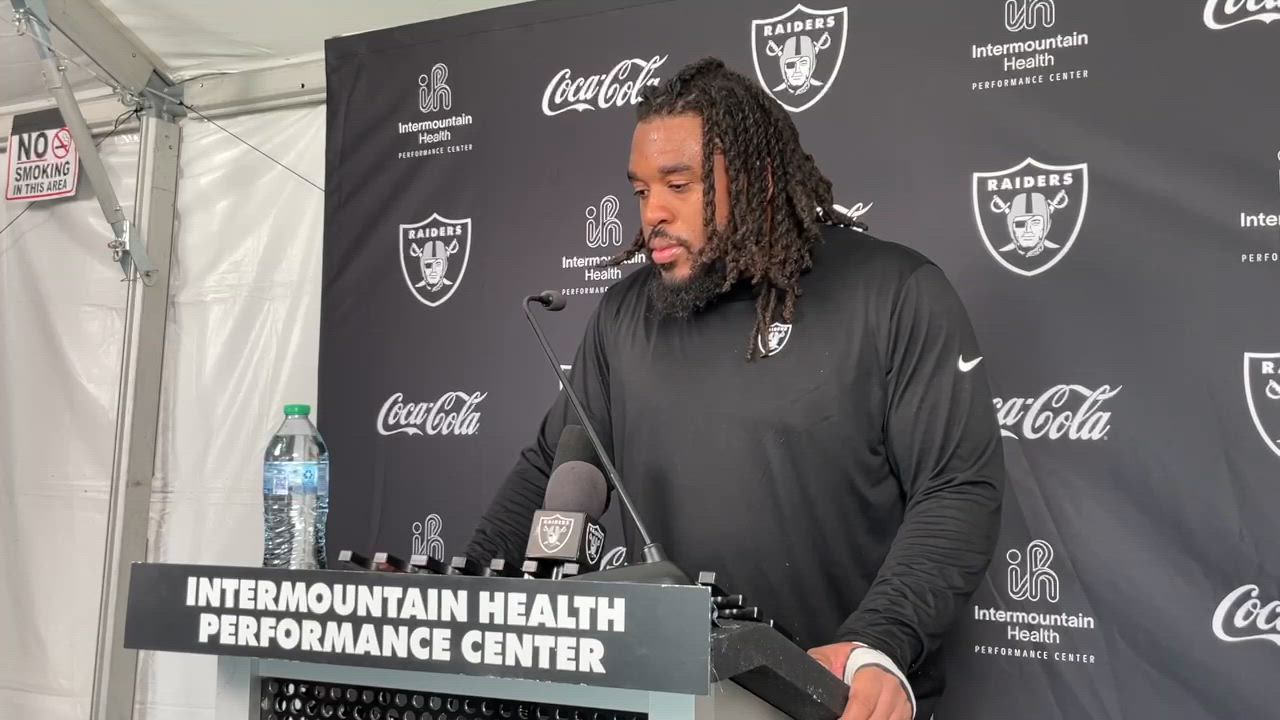 Chip Kelly Gives Raiders All the Options In the World