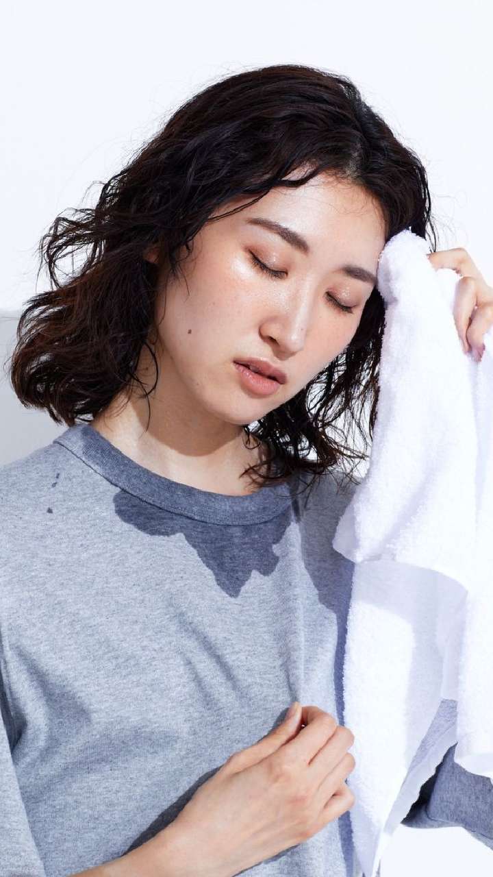 How To Stop Excess Sweat In Humid Weather?