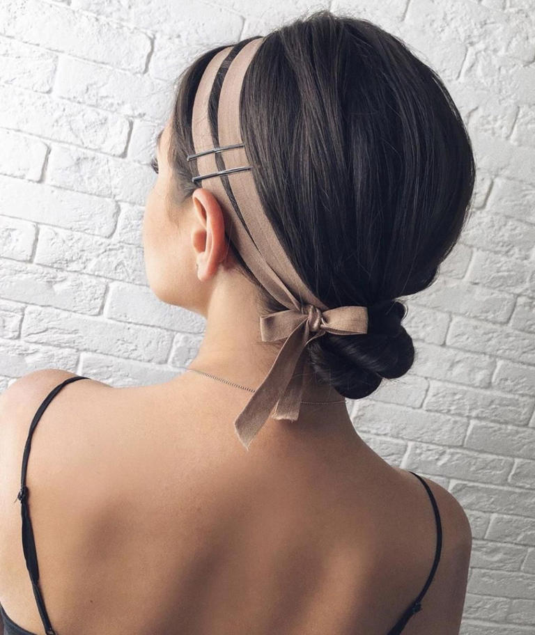 5 inspirasi bun hairstyle untuk rambut pendek, simpel tapi stylish