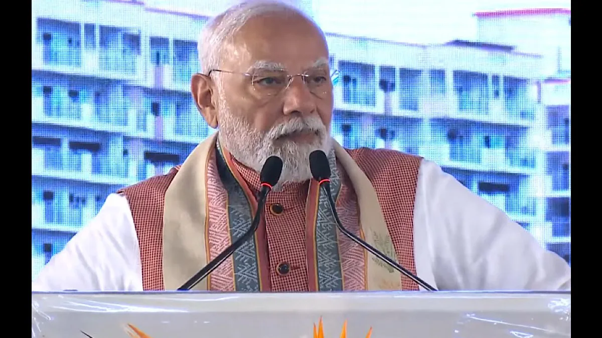 PM Modi Inaugurates 184 Newly Constructed Type-VII Multi-Storey Flats ...