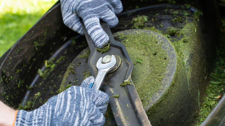 A Lawn Mower Safety Tip You Should Know Before Changing Blades