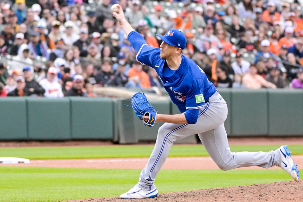 Jeff Hoffman Wins Despite Five Walks, Blown Save