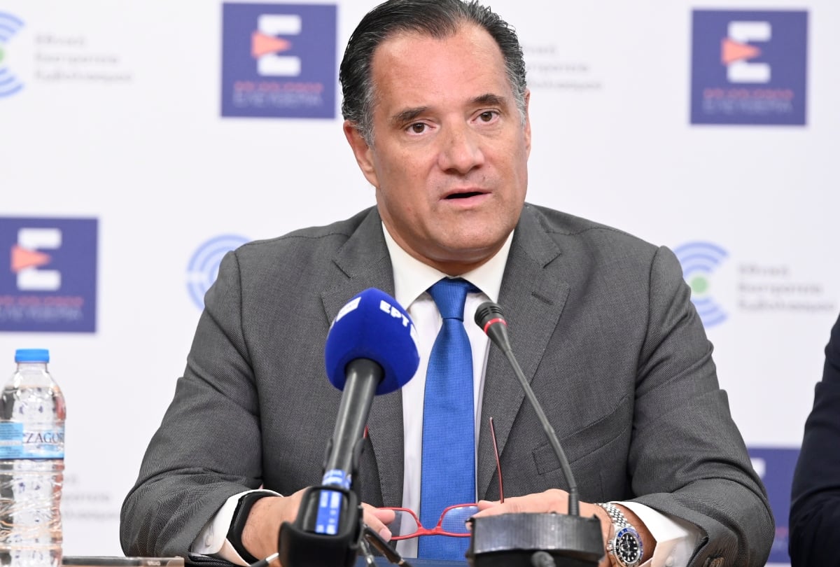 Τι απαντά ο Άδ. Γεωργιάδης για την πτώση ανελκυστήρα στο «Γ. Γεννηματάς ...