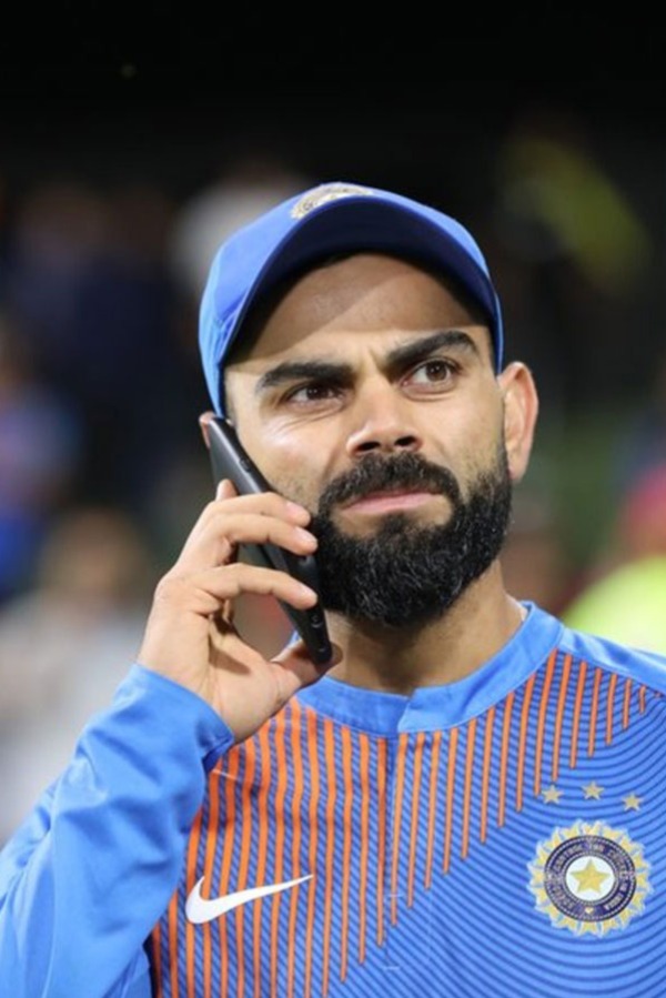 Villager Gets Dream Call from Legends Virat Kohli & ABD After Rajat ...