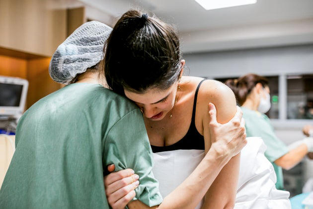 Labor and delivery nurses say these male behaviors are how they know ...