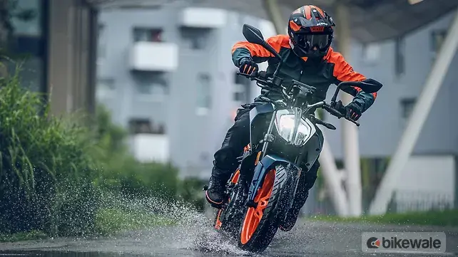 KTM 160 Duke Launched in India at Rs. 1.85 Lakh