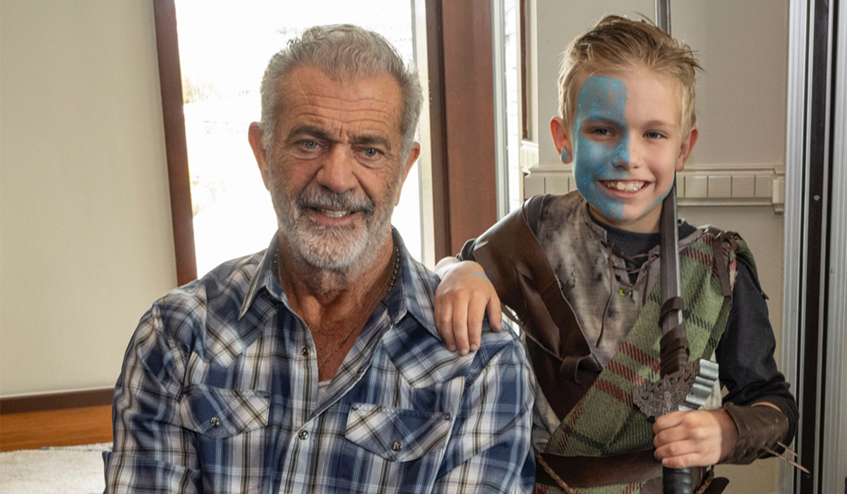Hollywood star Mel Gibson’s Braveheart bed up for grabs