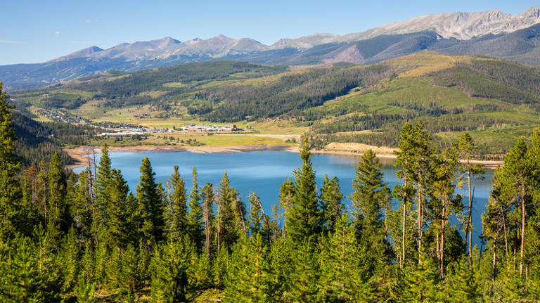 Situated Just Outside Of Vail Is Colorado's Family Mountain Retreat ...