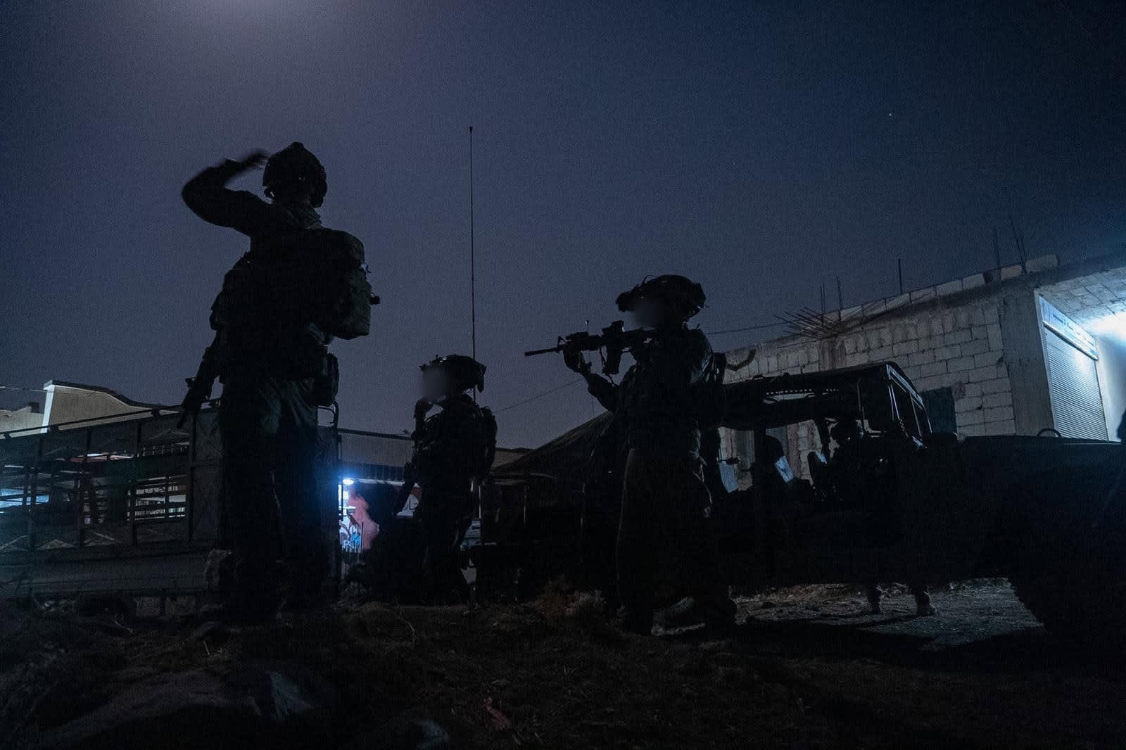 IDF apprehends add'l weapons dealer in south Syria