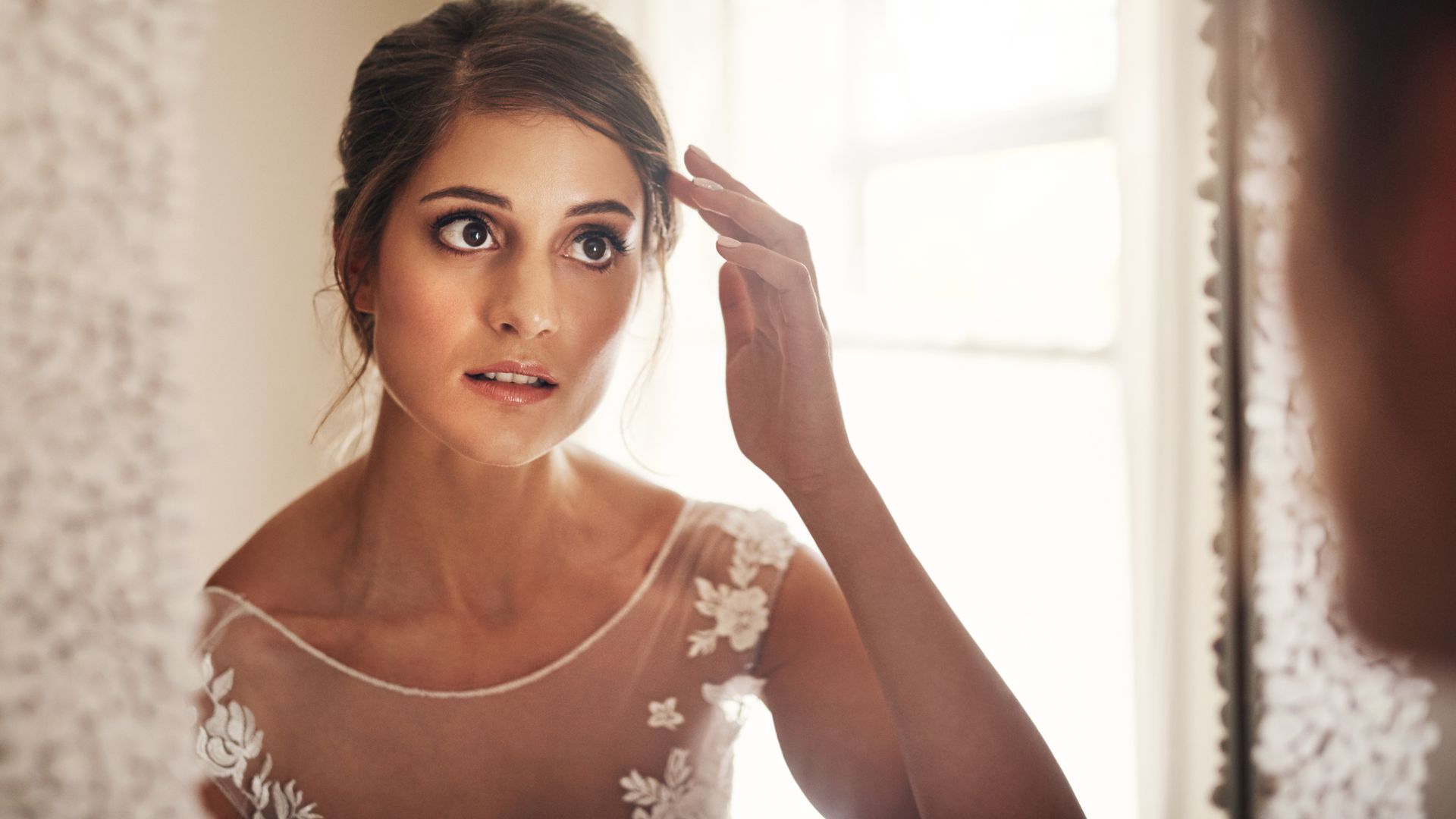 3 'panic' inducing wedding makeup mistakes brides always make, according to a skincare expert